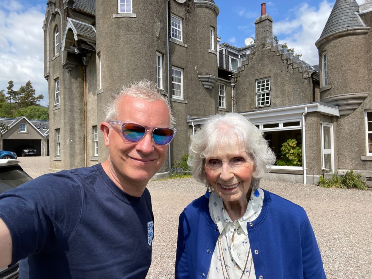 Become a Householder: Experience Companionship and Support